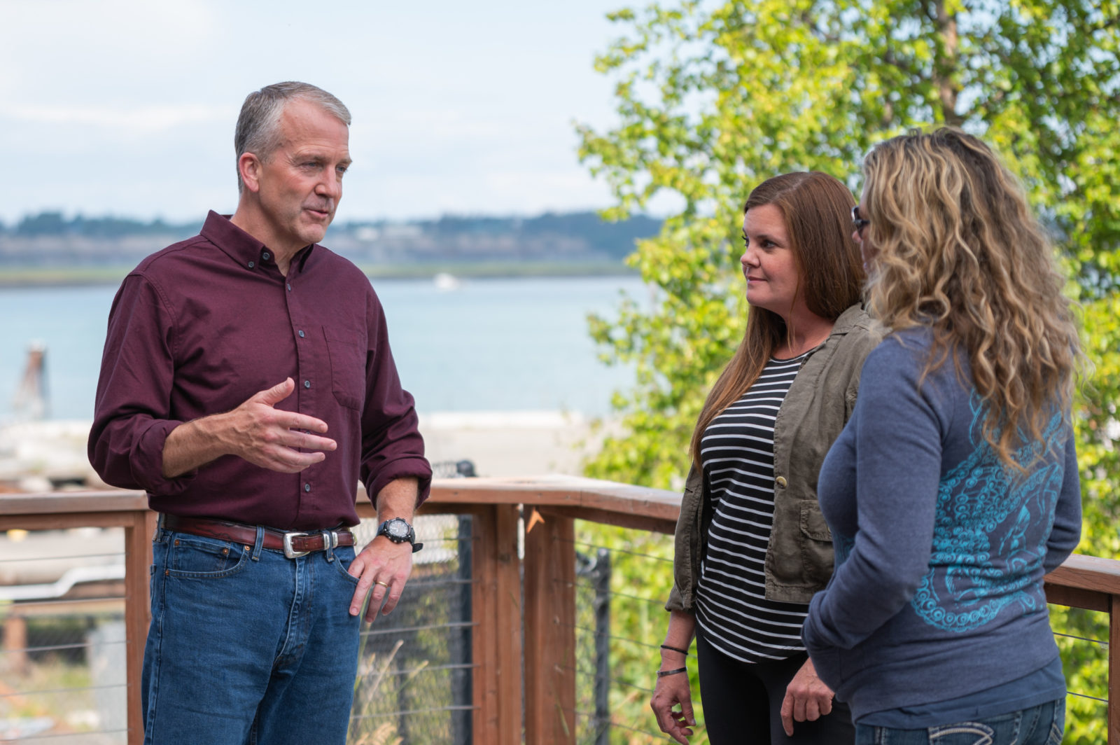 Can Dan Sullivan hang on in the tightening Alaska Senate race?