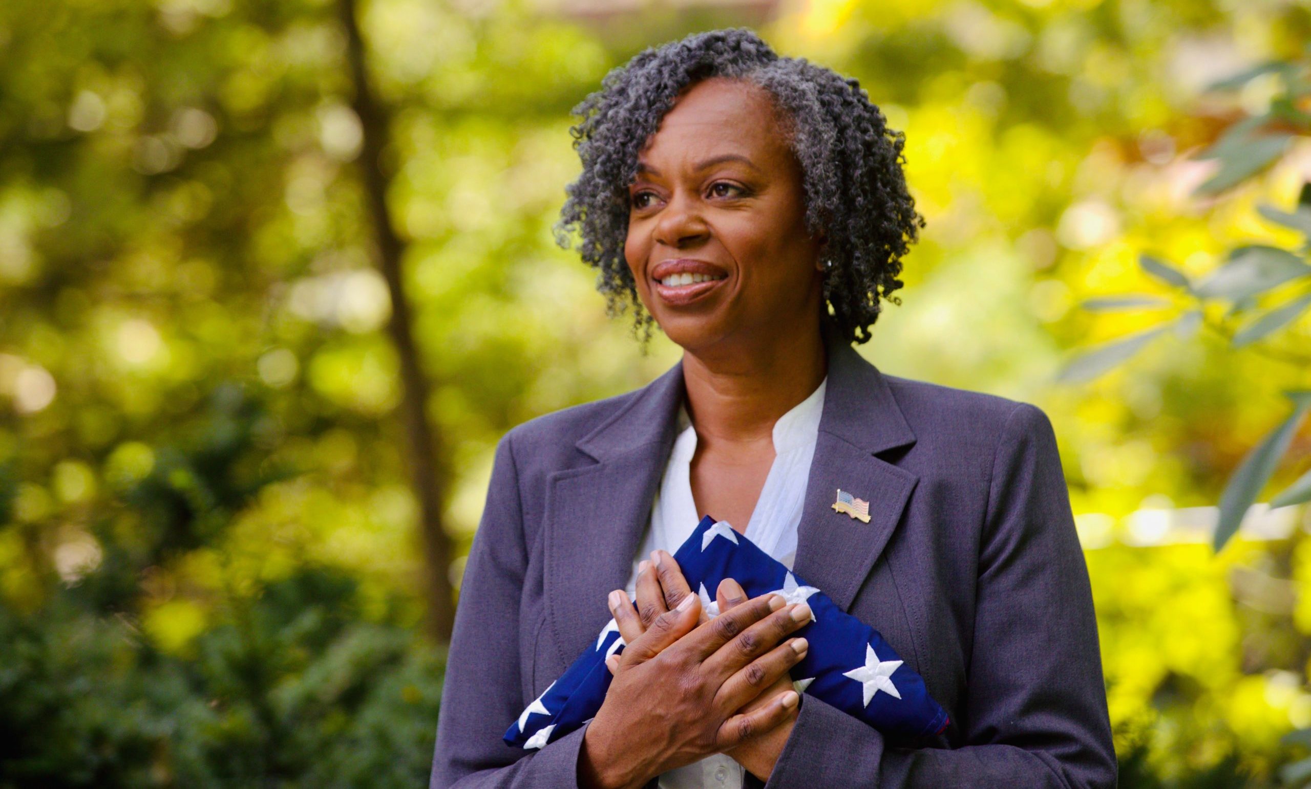 Does Army veteran Jackie Gordon have what it takes?